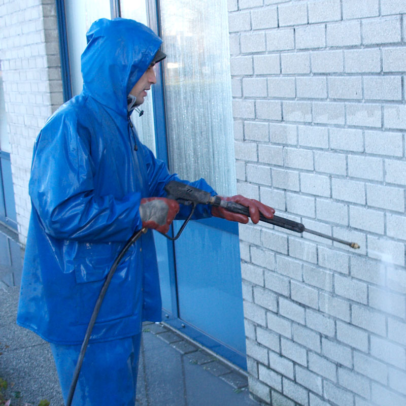 Zelf gevel reinigen? 8 gratis tips om voorbereid van start te gaan!